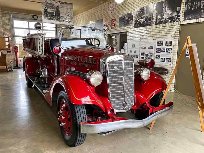 This gorgeous 1938 Ahrens-Fox engine proves firefighters have always known how to arrive in style, chrome gleaming and all.
