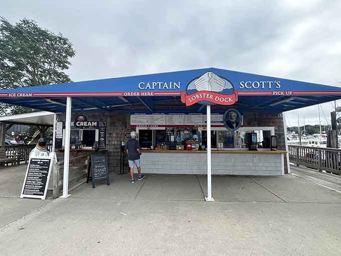 That bright blue canopy over the lobster dock is like a beacon calling hungry sailors home to shore.