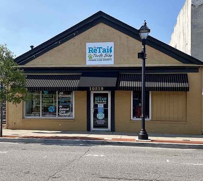 This charming storefront with its classic lamp post looks like it stepped straight out of a Norman Rockwell painting.