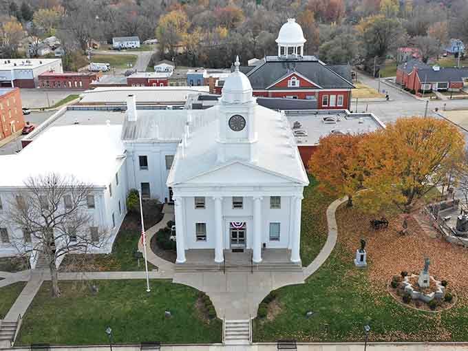 That white courthouse dome rises like a beacon, reminding everyone that some buildings are worth preserving forever and ever.