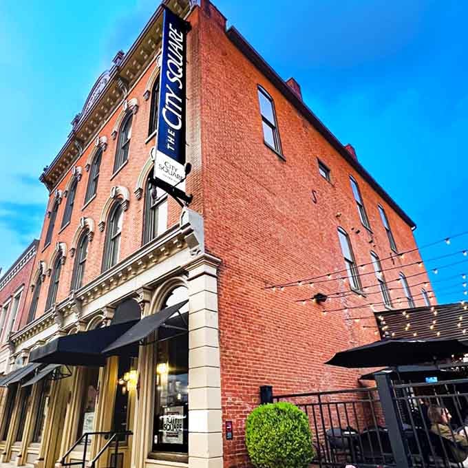 This towering brick beauty stands proud on the corner, promising serious steaks in a seriously handsome setting.