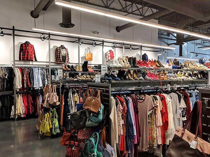 Those organized displays showcase clothing like a boutique, proving secondhand doesn't mean second-rate when it comes to presentation standards.