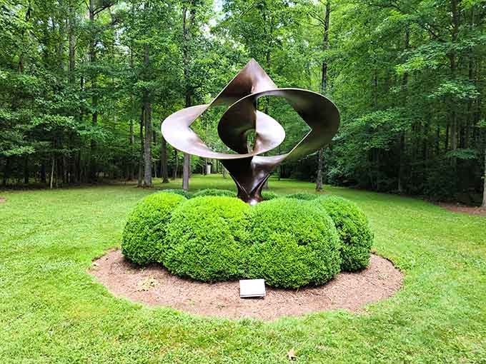 Modern art meets manicured landscaping&mdash;because why choose between nature and culture when you can have both?