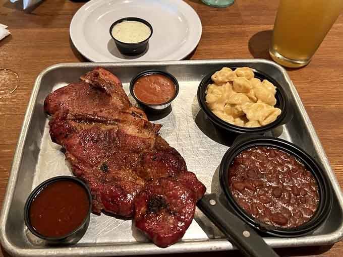 Smoked pork steak with mac and cheese and baked beans: this is what your taste buds have been dreaming about all week.