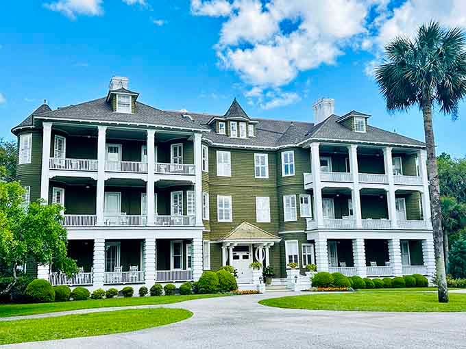 Sans Souci Cottage stands elegant and imposing, reminding visitors that Vanderbilt-level wealth built some seriously impressive vacation homes.