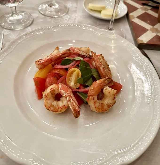 Perfectly grilled shrimp arranged like edible art, because your eyes deserve to eat first before your mouth gets involved.