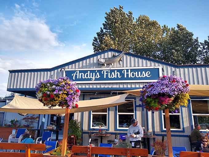 Andy's Fish House serves up fresh catches with hanging baskets that somehow make seafood taste even better than it already does.