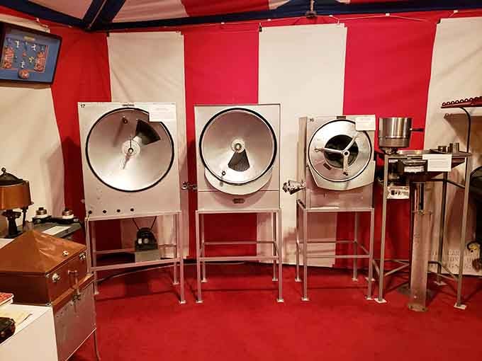 These streamlined beauties prove that even popcorn machines had their Mad Men era of sophisticated industrial design.