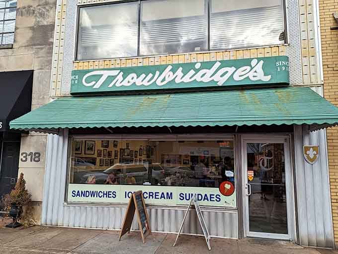 That mint-green awning and retro lettering transport you straight back to simpler times and sweeter treats.