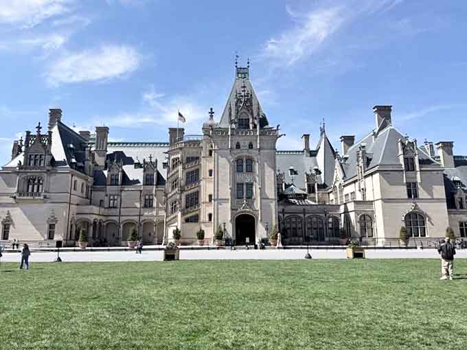 French Renaissance architecture meets American ambition in this jaw-dropping display of turrets, towers, and "how did they build that?"