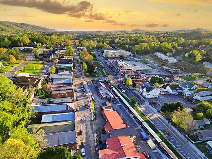Sunset over the tracks! This golden hour view is so beautiful it could make a grown man cry for joy.