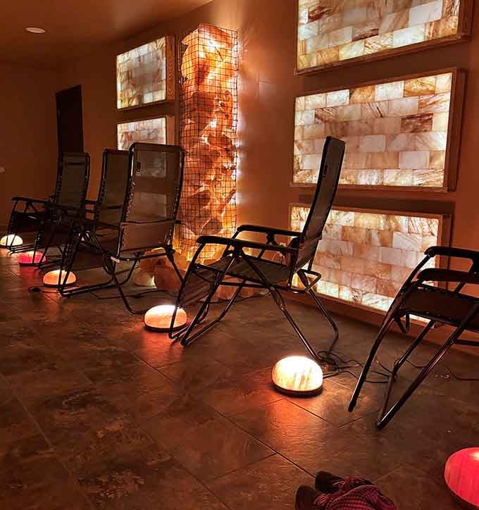 Those strategically placed candle lights on the floor add ambiance that would make any meditation guru jealous.