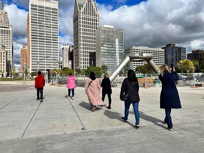 Modern sculptures meet classic skyscrapers&mdash;Detroit's artistic renaissance unfolds right before your camera-ready eyes on this walking tour.