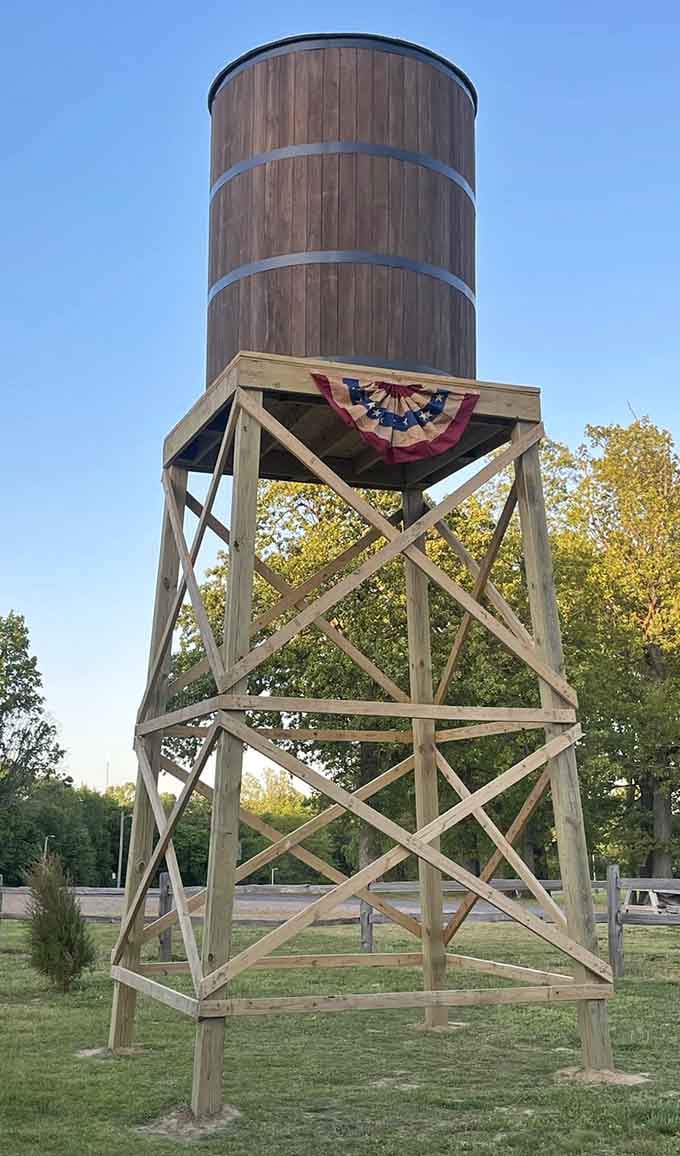 This water tower screams frontier functionality with just enough patriotic flair to make your heart swell a little.