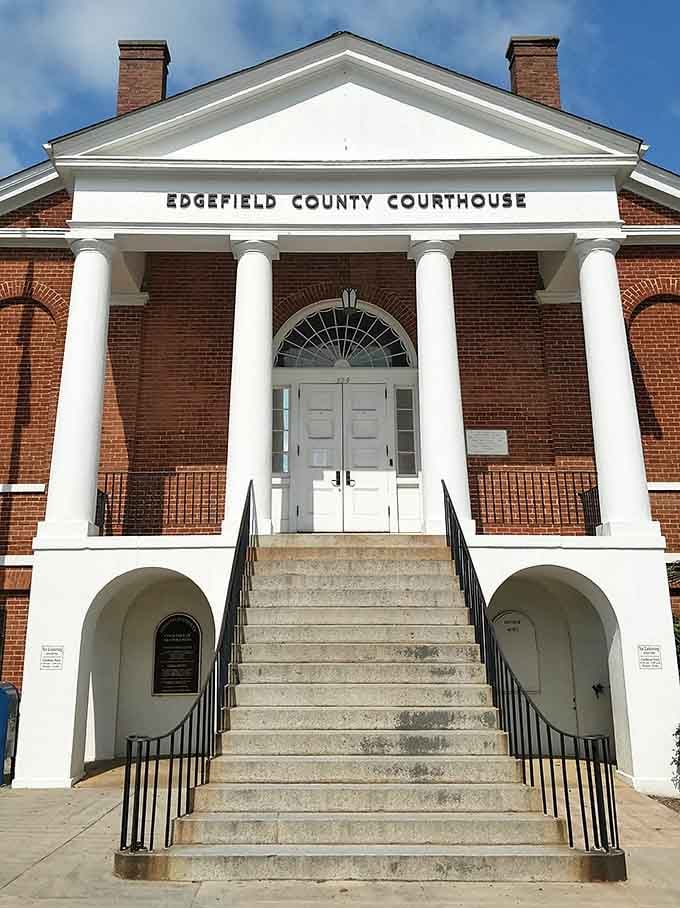 This courthouse has more gravitas in its columns than most buildings have in their entire architectural resume.