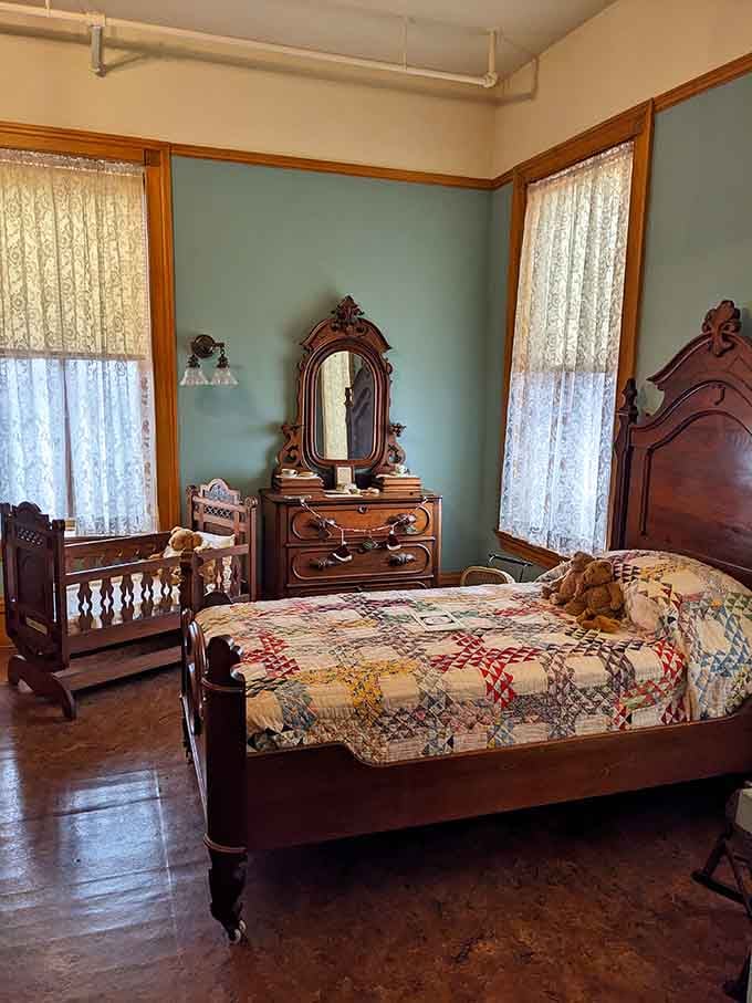 Sleeping in a room this charming would make even your worst Monday morning feel like a Jane Austen novel.