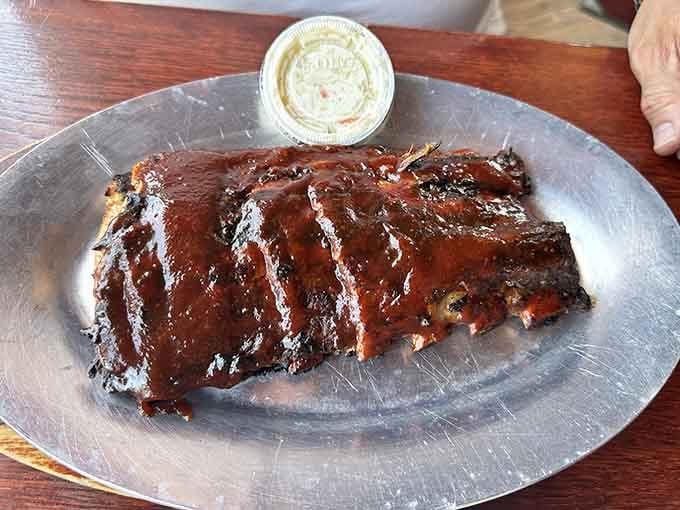 These ribs have that fall-off-the-bone tenderness that makes napkins completely inadequate for the job ahead.