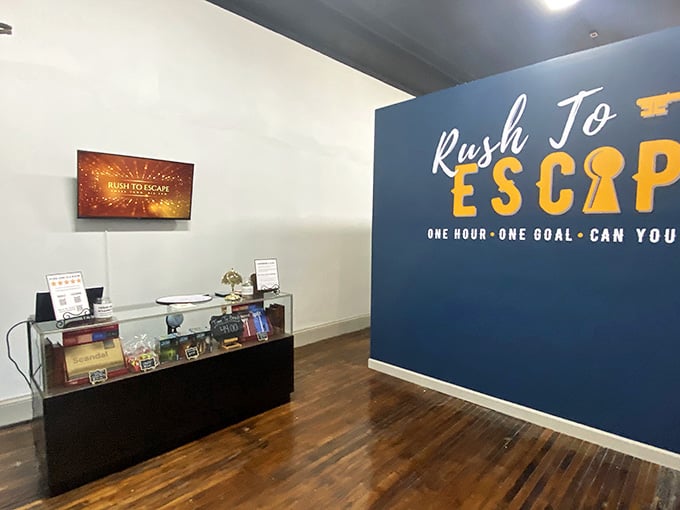 Rush To Escape offers brain-teasing fun that doesn't require a screen, imagine that in today's world.
