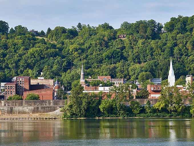 The Ohio River reflects this riverside town like a mirror showing off its best angle.