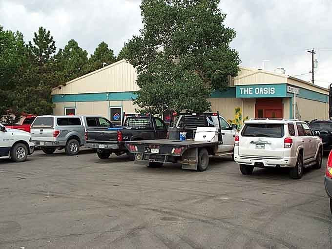 A parking lot full of trucks is always the best restaurant review you'll ever need, trust me.
