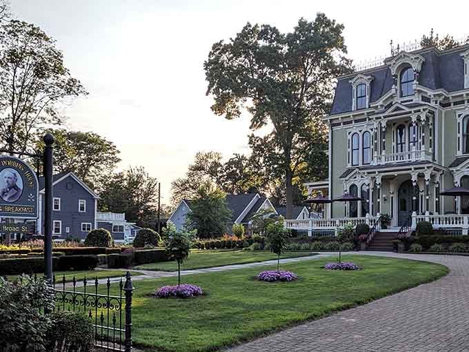 Victorian elegance meets manicured lawns in this stunning display of architectural pride and community care that's truly Instagram-worthy.