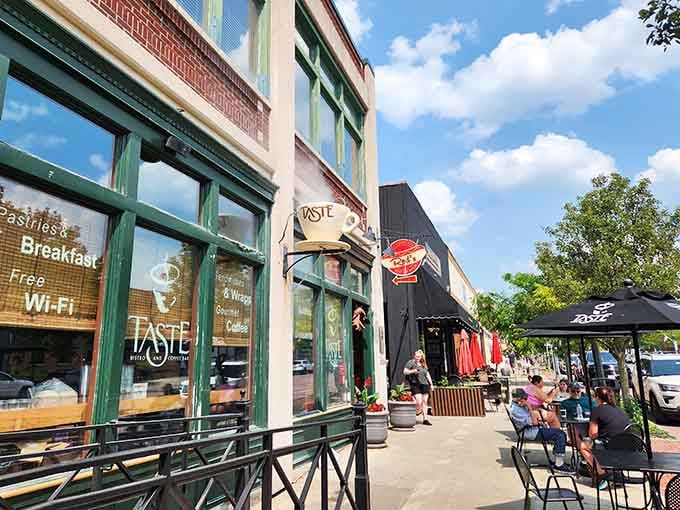 Outdoor dining on a sunny day &ndash; because the best conversations happen over good food and fresh air.
