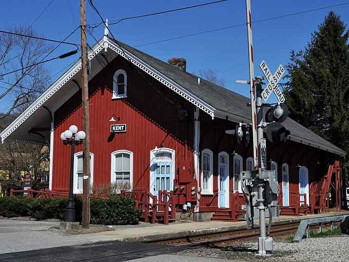 This red railroad station pops like a barn that decided to get into the transportation business instead of farming.
