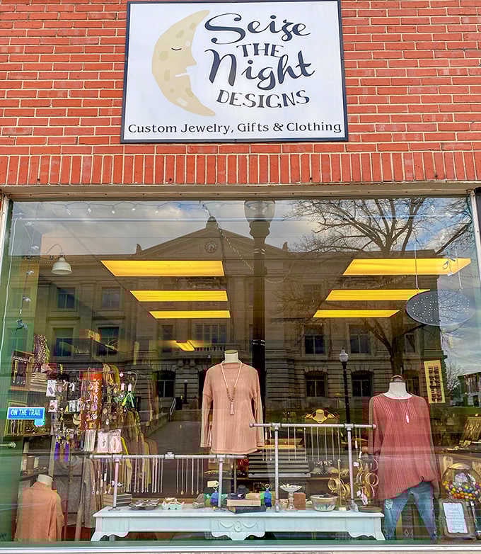 Custom jewelry and gifts tucked into historic storefronts, because treasure hunting shouldn't require leaving Hendricks County at all.