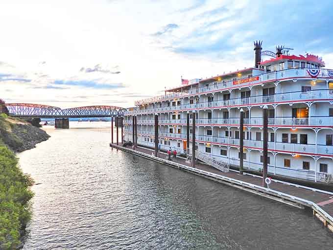 This classic riverboat adds a touch of nostalgic elegance to Hayden Island's already impressive waterfront scenery.