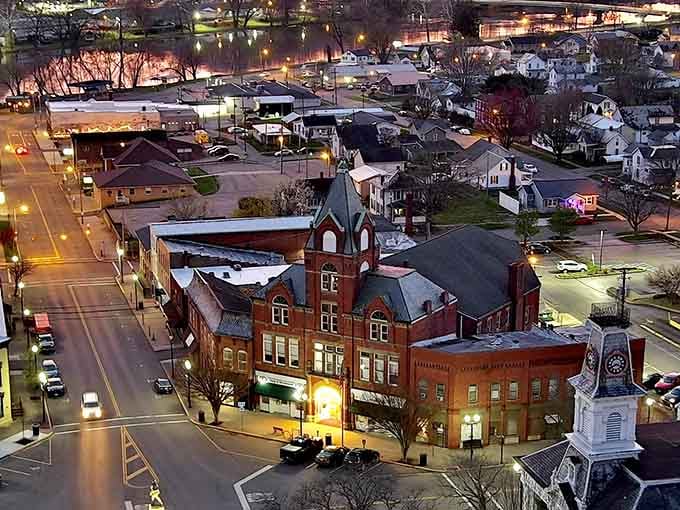 When the sun sets, the opera house glows like a beacon calling you to something special tonight.