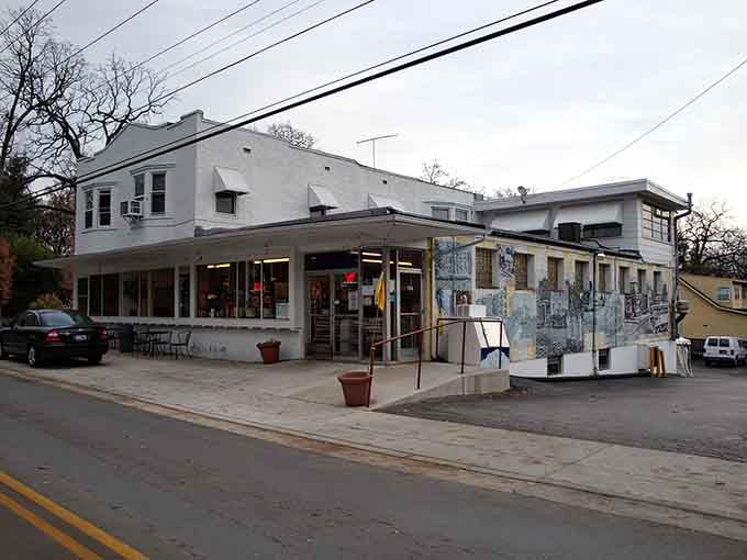 This corner caf&eacute; setup looks like the perfect spot for morning coffee and catching up on local happenings.