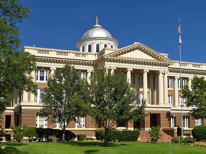 Palestine's stunning courthouse stands proud with its beautiful dome and columns, showcasing the architectural beauty of this East Texas treasure.