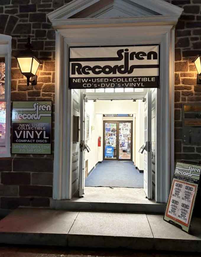 The Siren Records entrance draws collectors in, promising the treasures that lie inside.