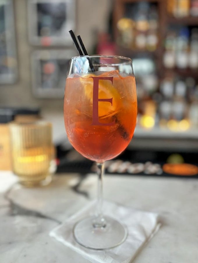 An Aperol spritz this photogenic deserves its own Instagram account and a modeling contract, frankly.