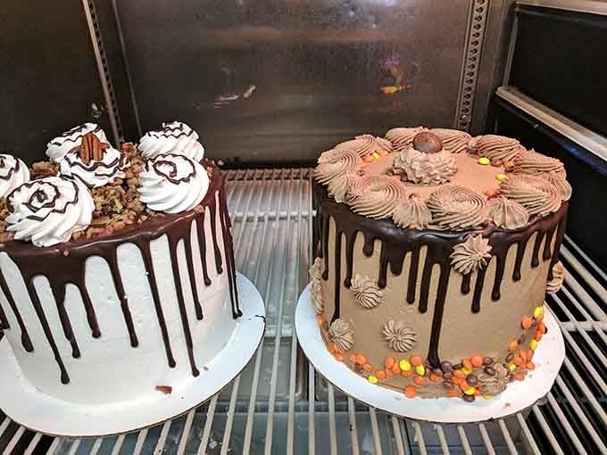 Drip cakes that belong on magazine covers, proving chocolate ganache waterfalls never go out of style for good reason.