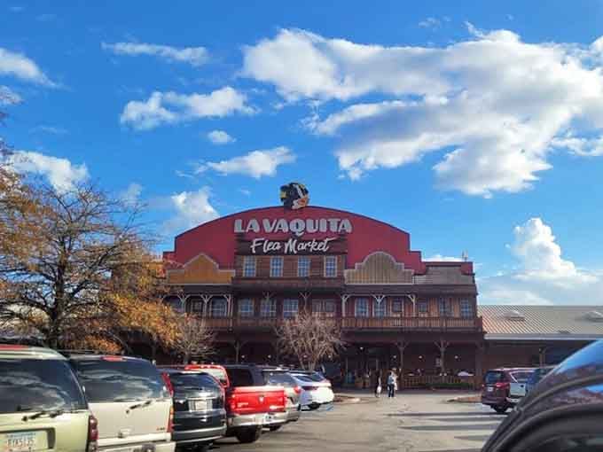 That parking lot tells the whole story: people drive from everywhere to experience what Pendergrass has been quietly perfecting.