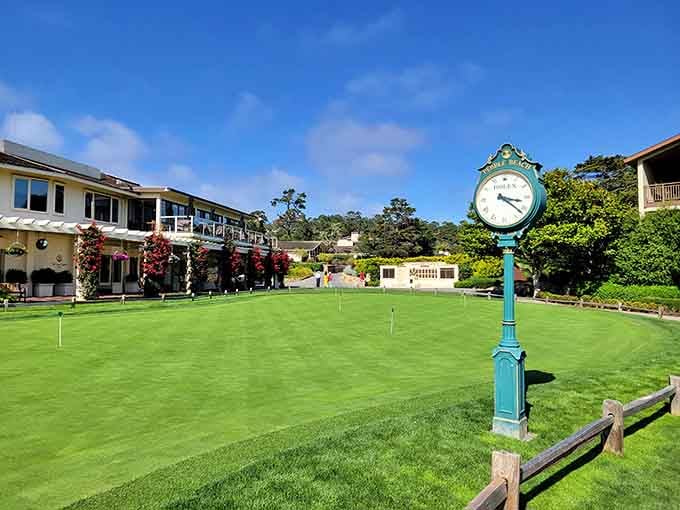 That Rolex clock has witnessed more triple bogeys and celebrations than a therapist with a golf specialty.