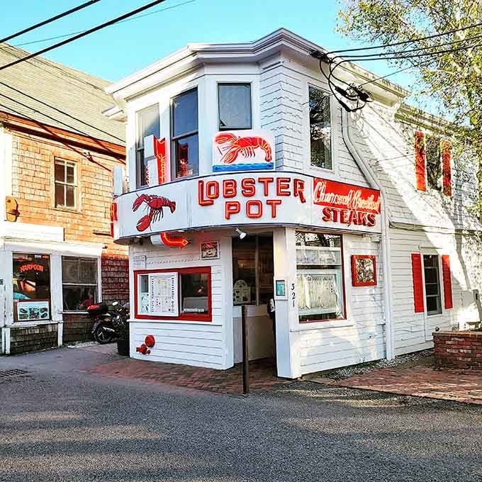 The Lobster Pot has been feeding hungry visitors since 1979, and those neon signs never lie.