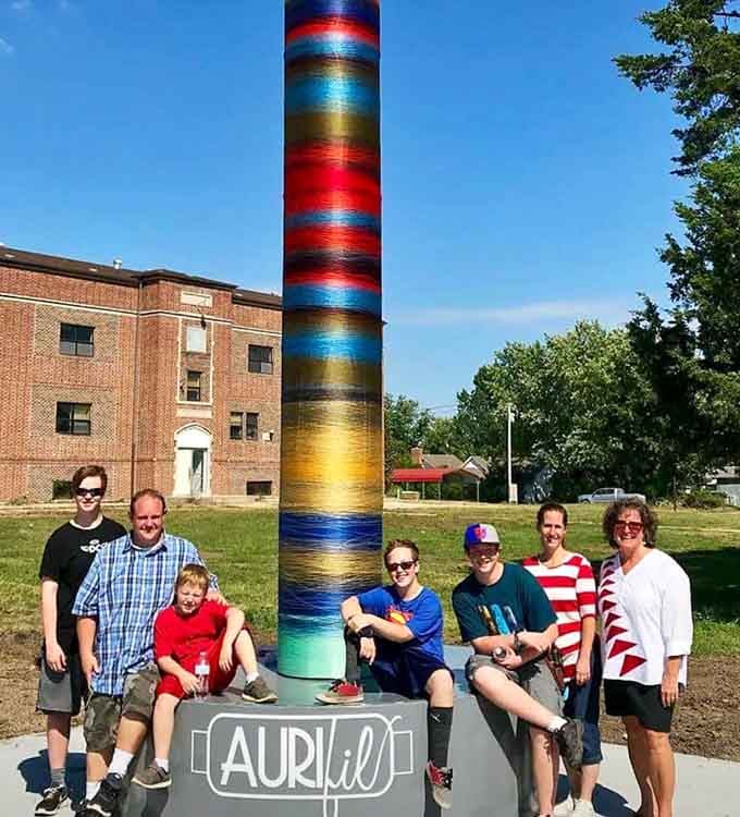 Family road trip goals achieved: finding something so wonderfully weird that everyone actually wants the photo.