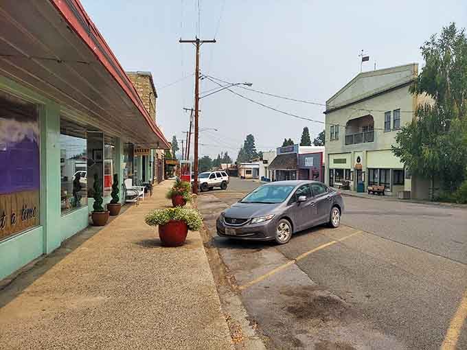 Wide streets and vintage architecture create that Mayberry feeling where life moves at a human pace, not digital speed.