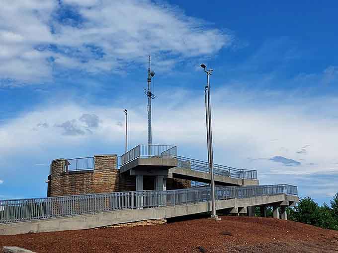 This observation tower stands ready to show you three states at once from its multi-level viewing platforms above.
