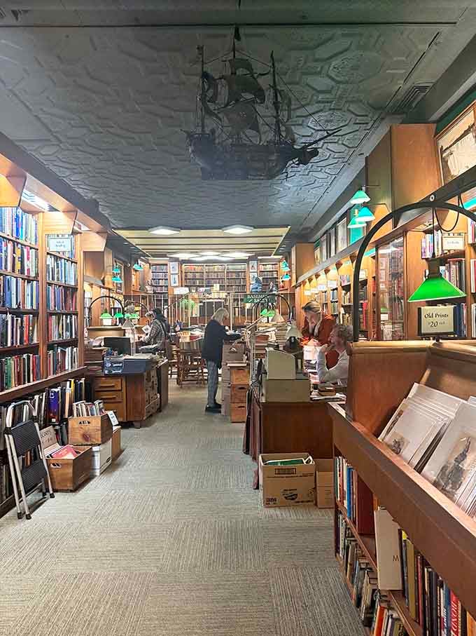 That neat floor has supported countless treasure hunters searching for first editions and forgotten masterpieces over the decades.