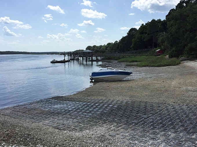 Public boat ramps mean waterfront access doesn't require country club dues or knowing the right people to get in.
