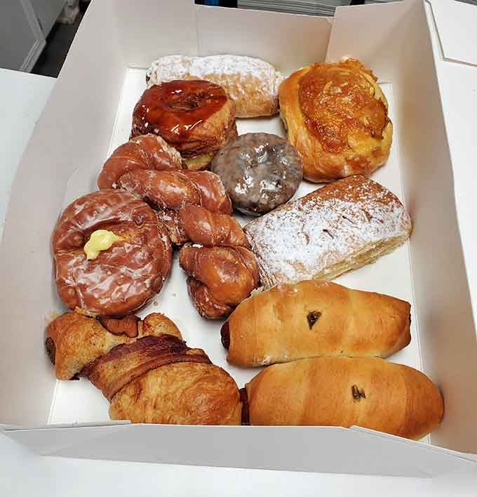This box contains enough variety to satisfy every craving, from classic glazed to powdered sugar-dusted indulgence.