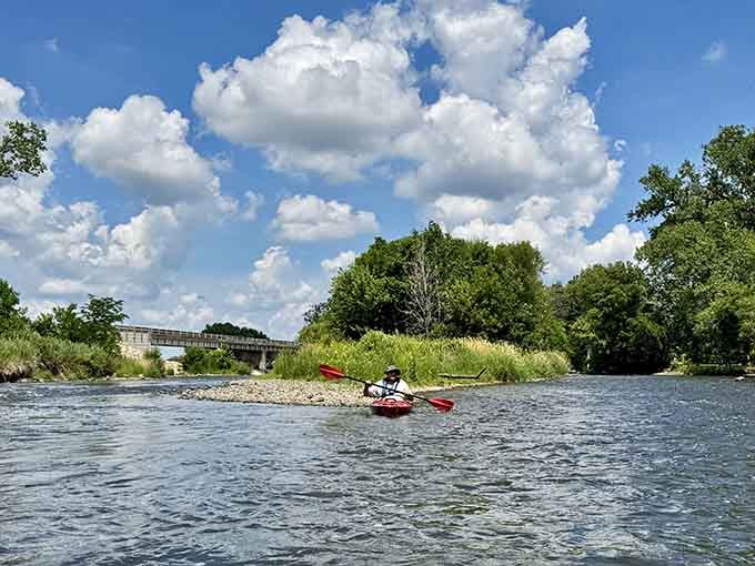 Paddling through the confluence gives you a front-row seat to where geography gets genuinely interesting and beautiful.