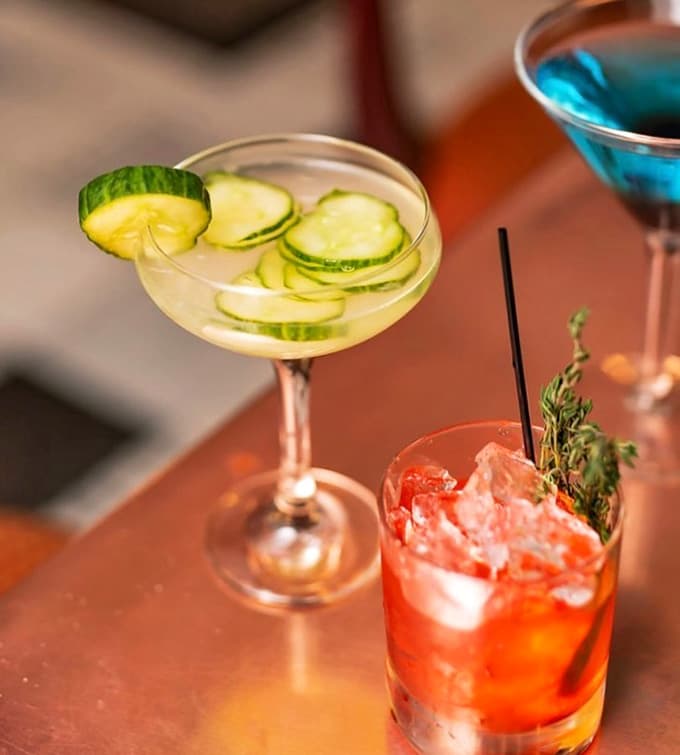 The cocktail program here takes mixing drinks seriously, creating colorful concoctions that taste as good as they photograph.