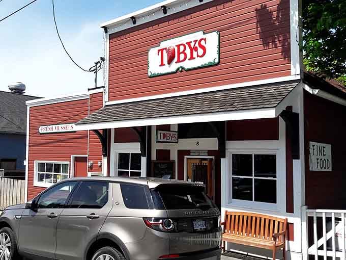 Toby's has been pouring drinks and serving seafood since the 1890s, which means these walls have stories you wouldn't believe.