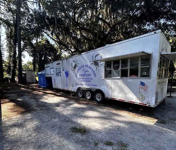 Even the food truck is decked out in seafood pride, bringing fresh catches to wherever hungry people gather on the island.
