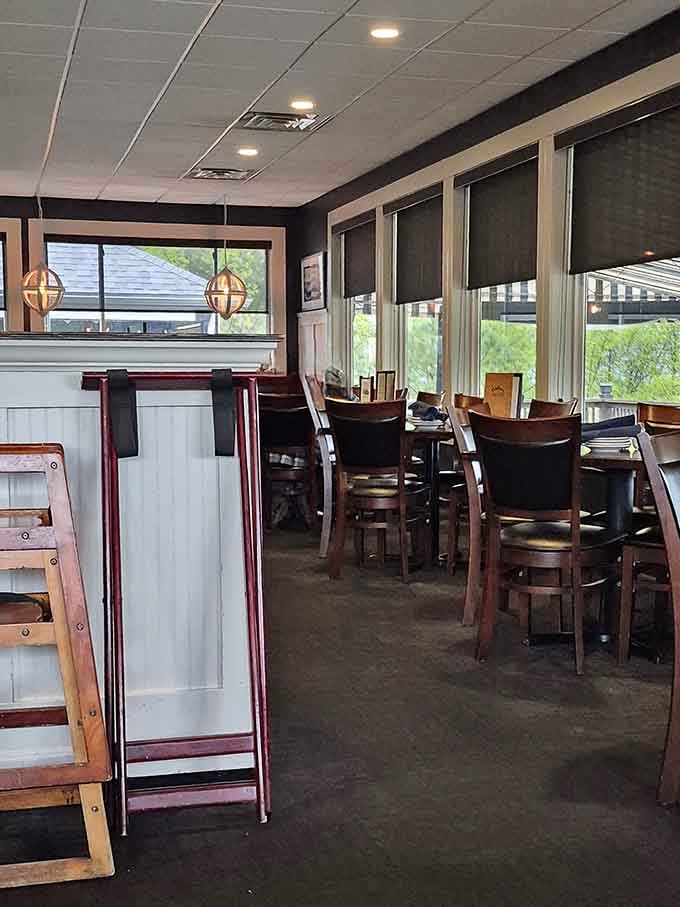 Large windows frame the lake view while diners settle in for meals that'll have them planning return visits.