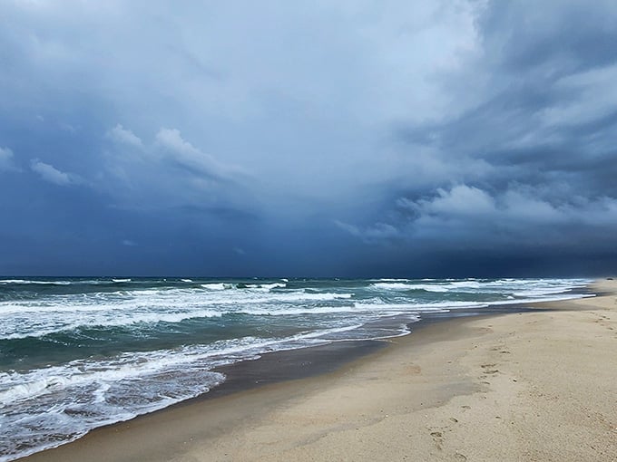 Storm clouds rolling in just add drama to an already spectacular coastal performance piece.